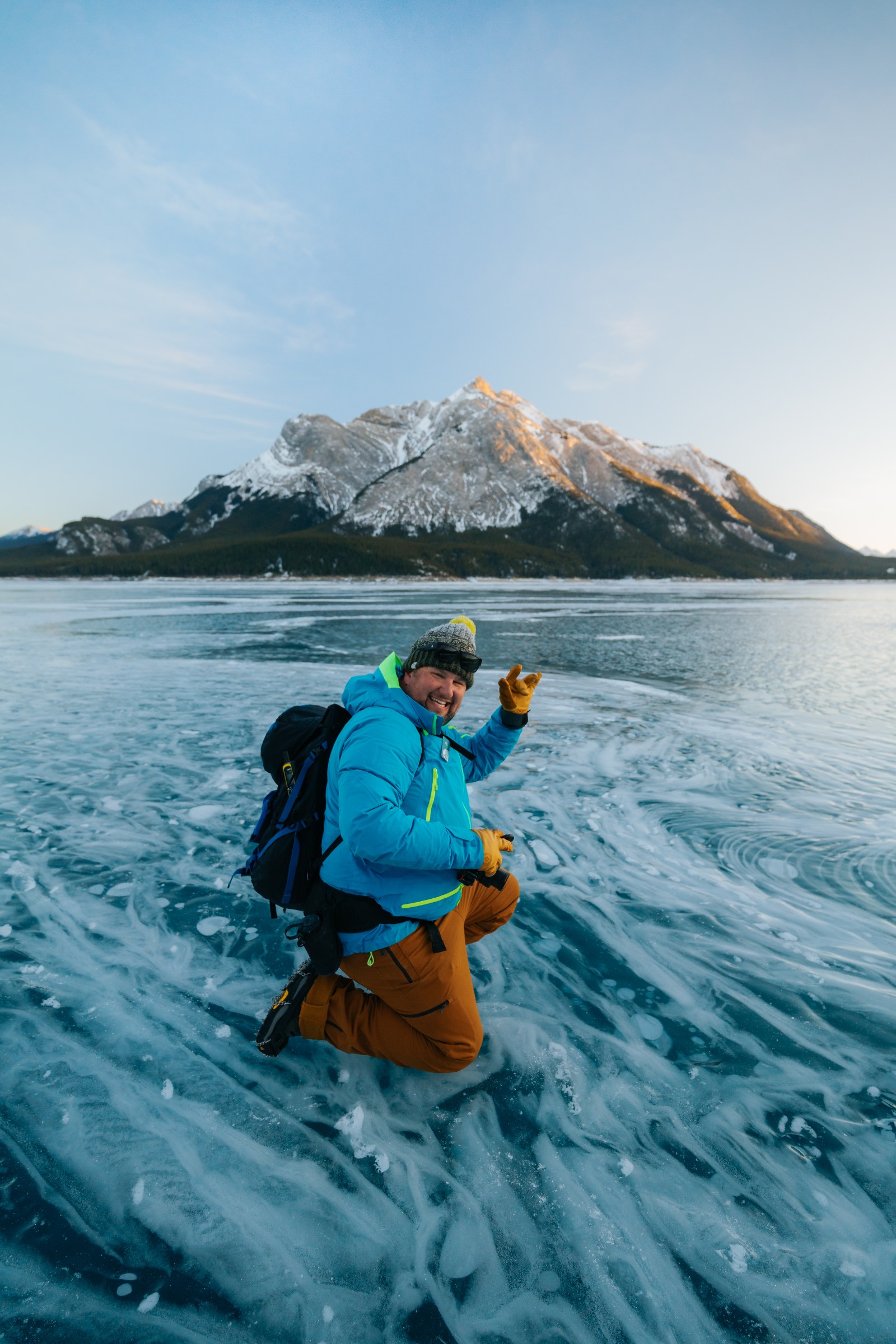 Banff Icefields Parkway & Abraham Lake Ice Bubble Tour | Banff Adventures
